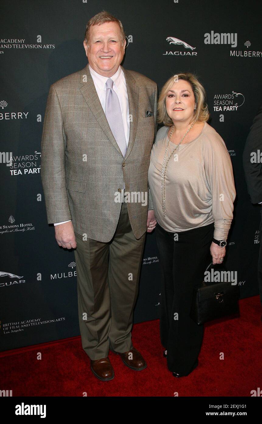 11 January 2014 - Beverly Hills, California - Ken Howard and Linda ...