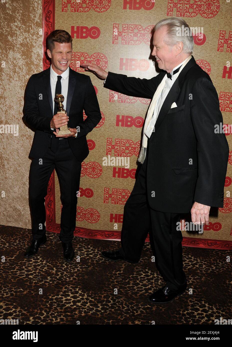 12 January 2014 - Beverly Hills, California - Charlie Carver, Jon ...