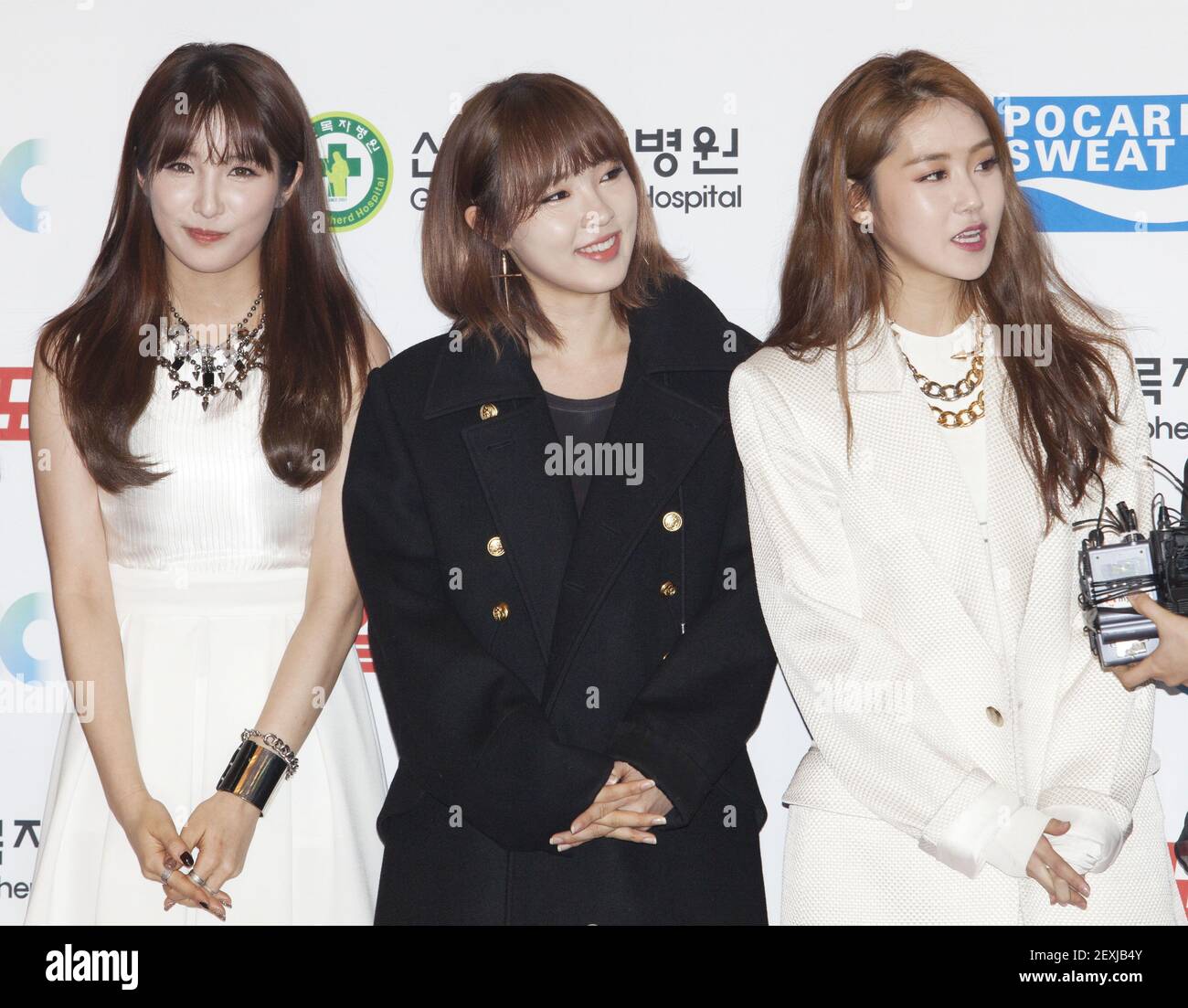16 January 2014 - Seoul, South Korea : (L to R) South Korean Ji-Hyun ...