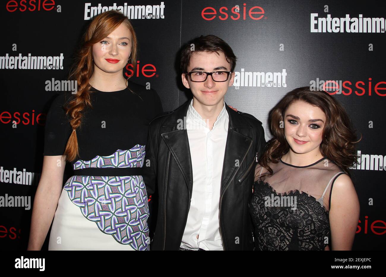 Isaac Hempstead Wright Maisie Williams