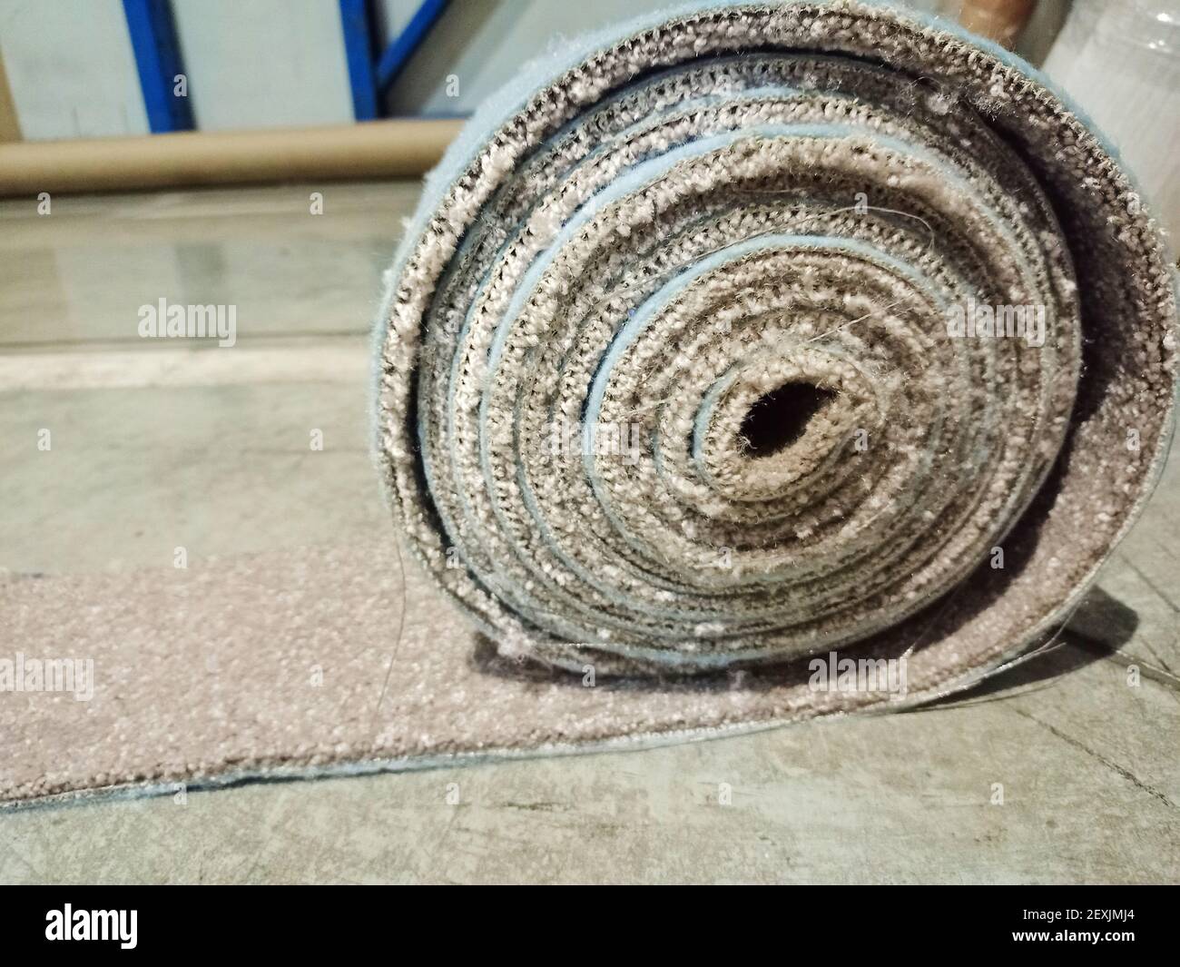 Gray rugs hi-res stock photography and images - Alamy