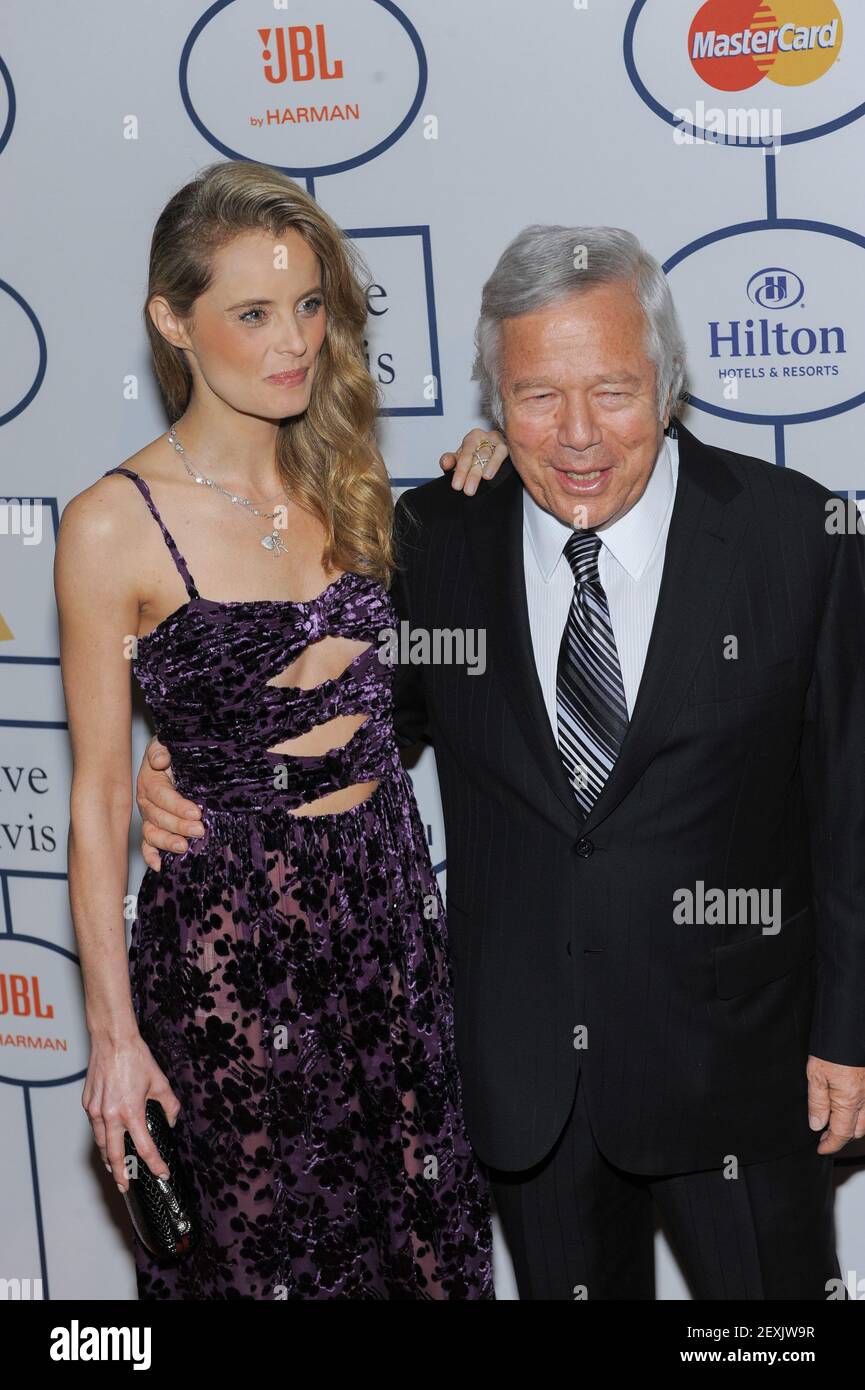 Patriots owner Bob Kraft and his girlfriend actress Ricki Noel Lander ...