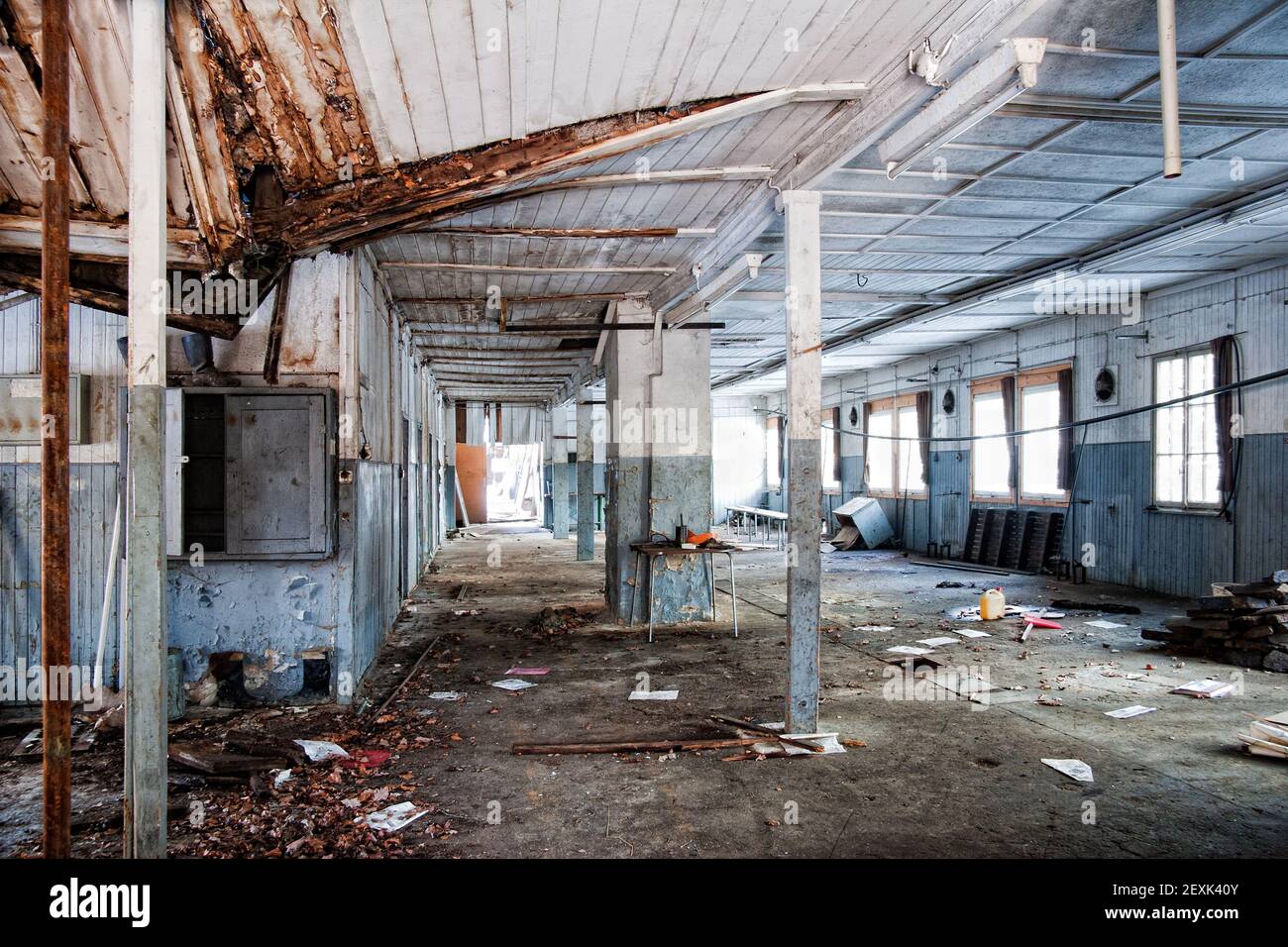 Old factory building Stock Photo - Alamy