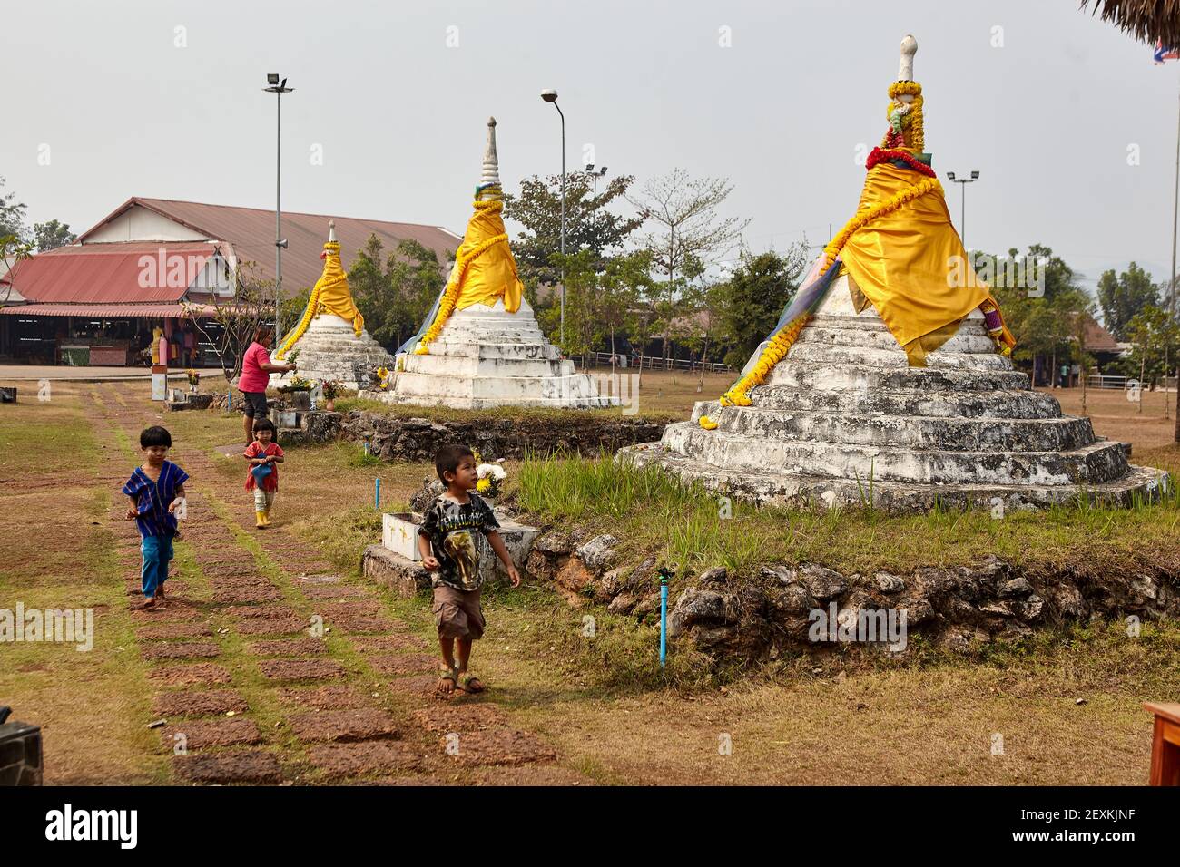 The pagodas at Three Pagodas Pass on the Thai/Myanmar border ...