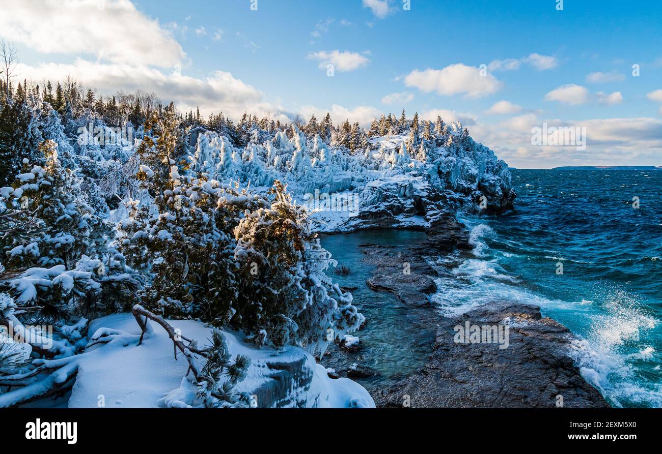 Indian Head Cove & The Grotto Bruce Peninsula National Park Tobermory ...