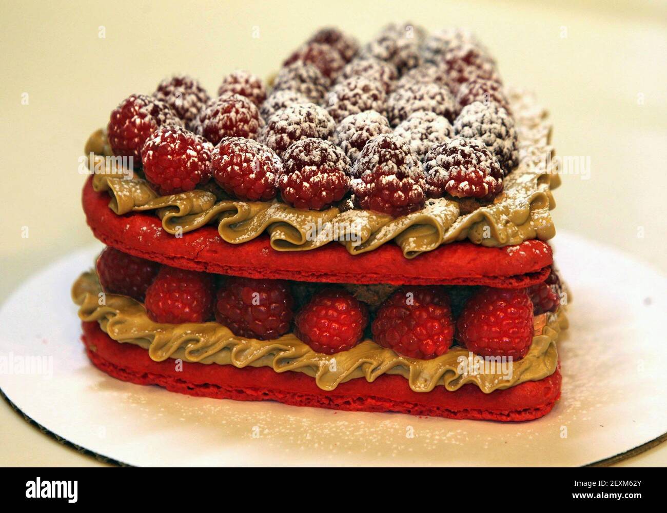 Chef Wendy Kromer's high-end cake designs are copied by others and ...