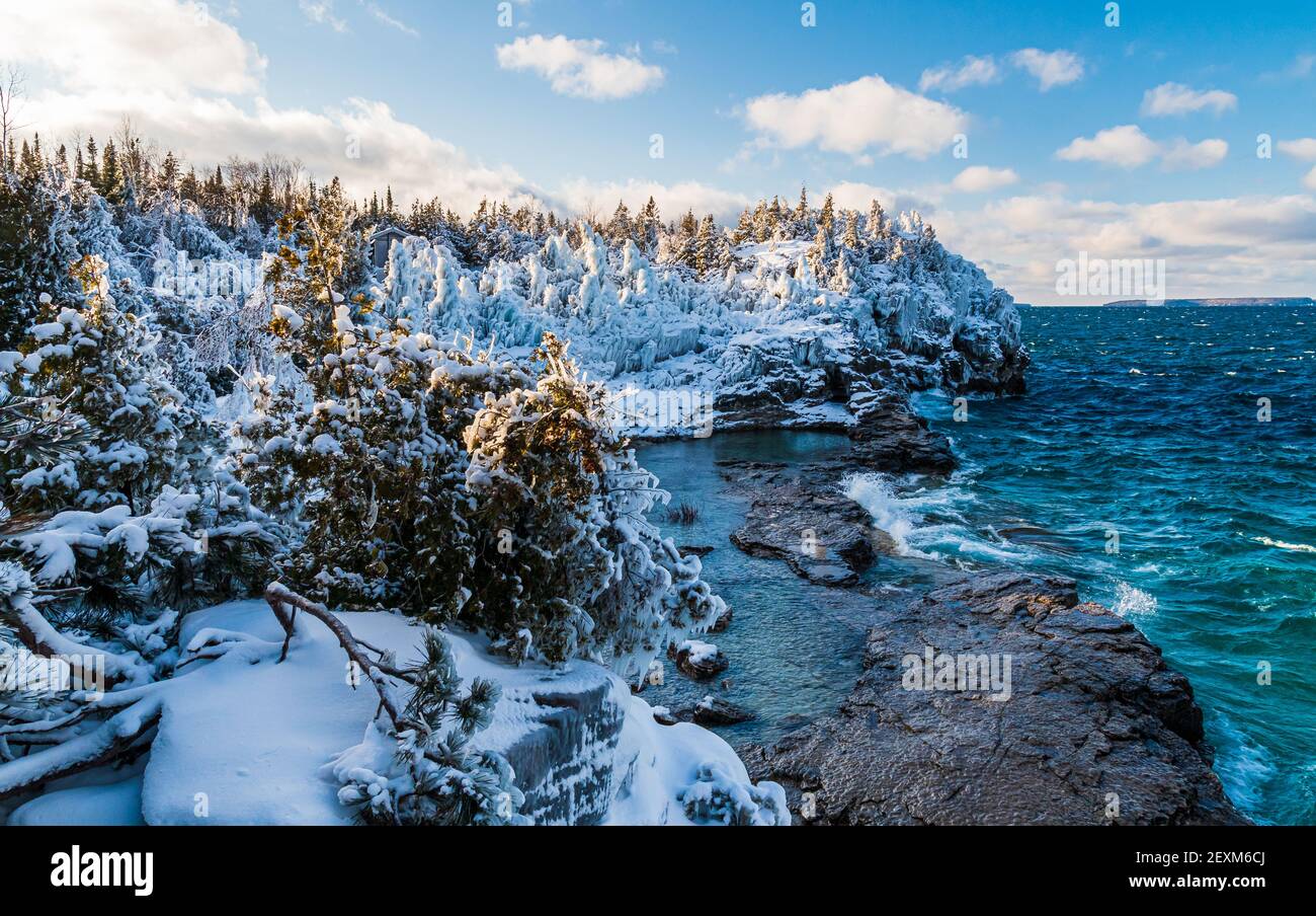Indian Head Cove & The Grotto Bruce Peninsula National Park Tobermory ...
