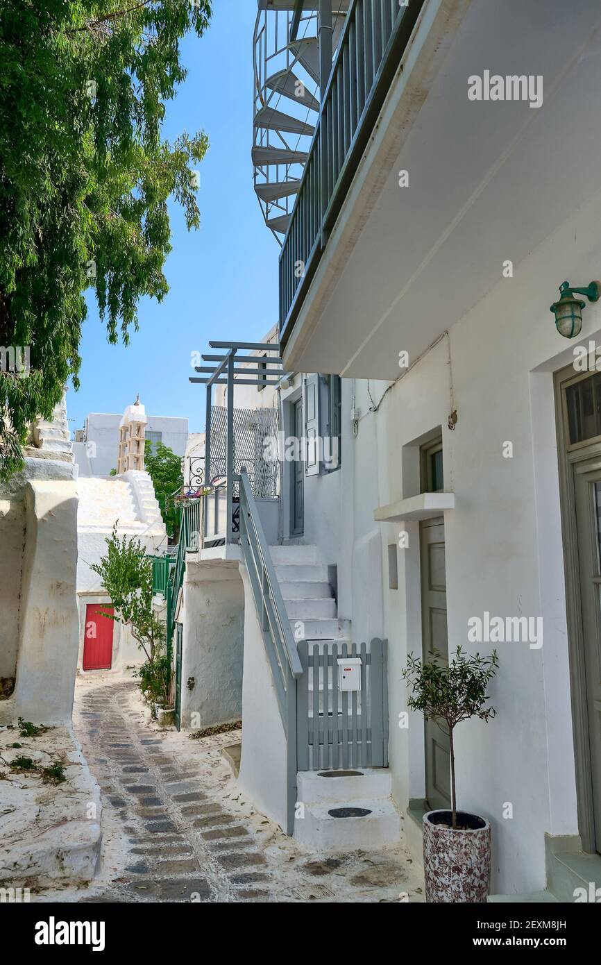 Beautiful traditional narrow cobbled streets of Greek island towns ...