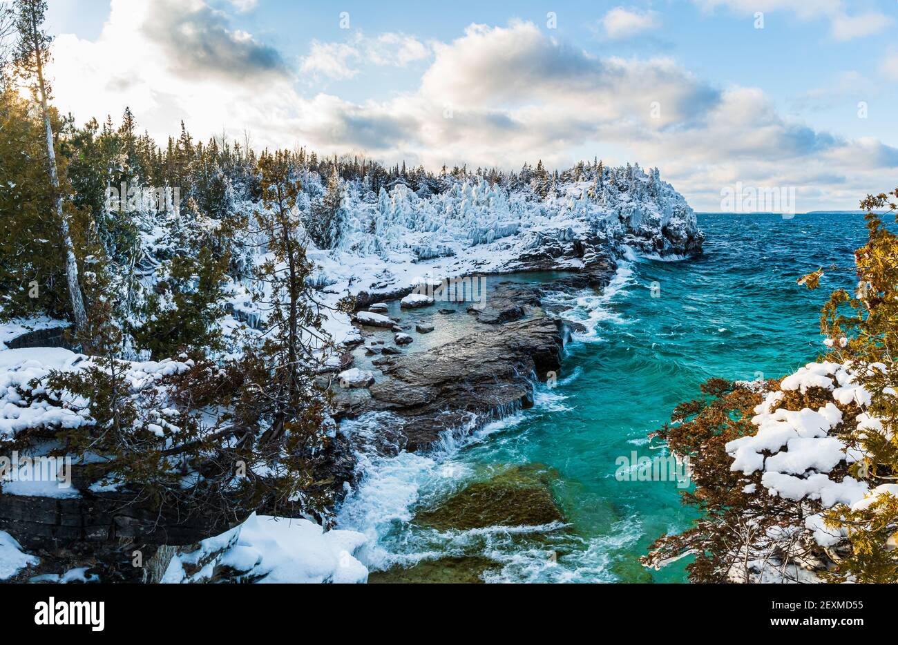 Indian Head Cove & The Grotto Bruce Peninsula National Park Tobermory ...