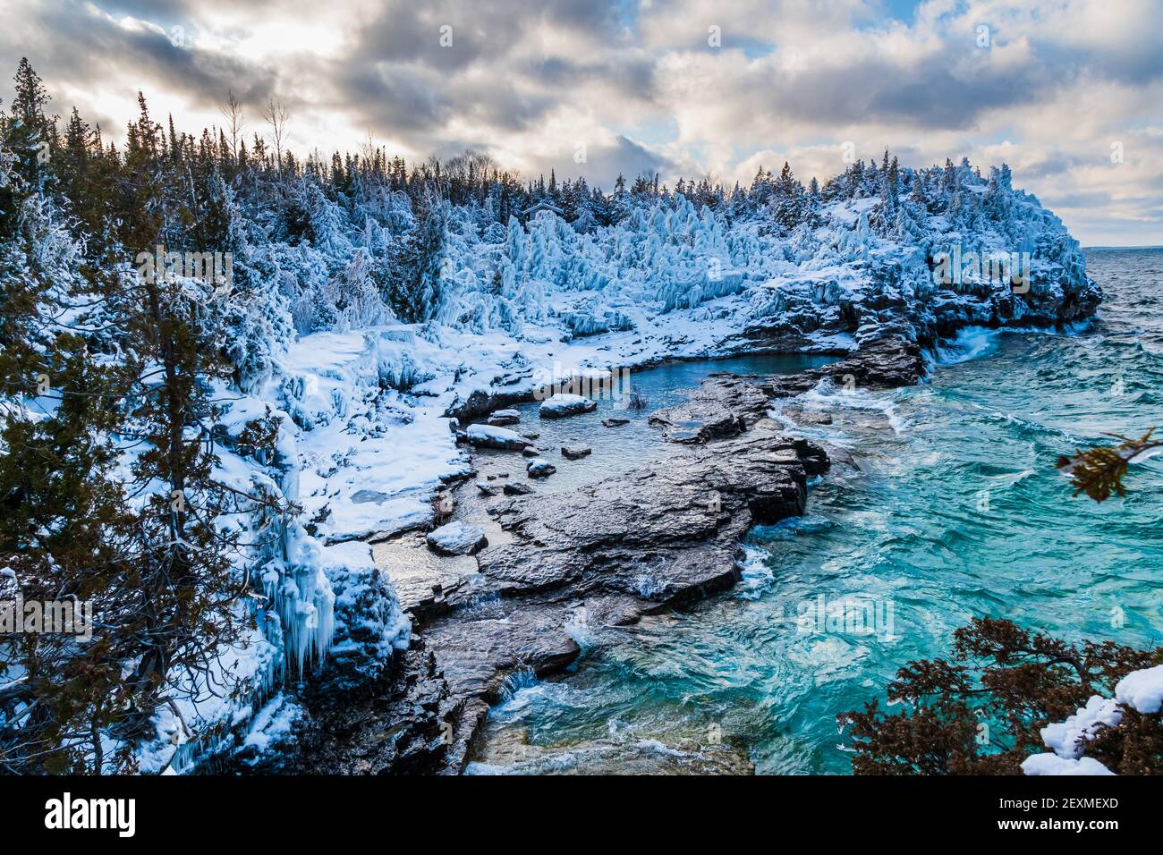 Indian Head Cove And The Grotto Bruce Peninsula National Park Tobermory Ontario Canada In Winter