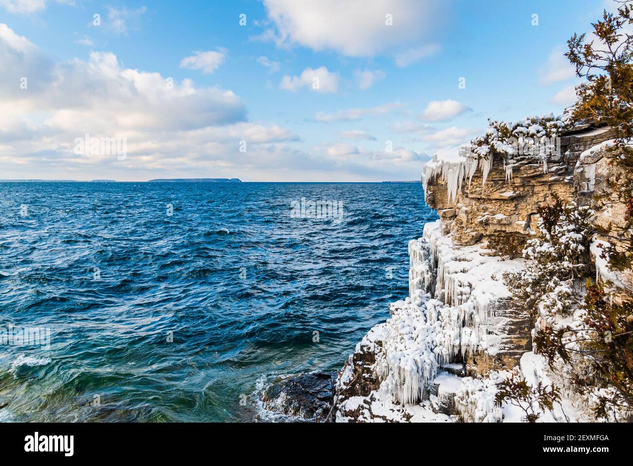 Indian Head Cove & The Grotto Bruce Peninsula National Park Tobermory ...