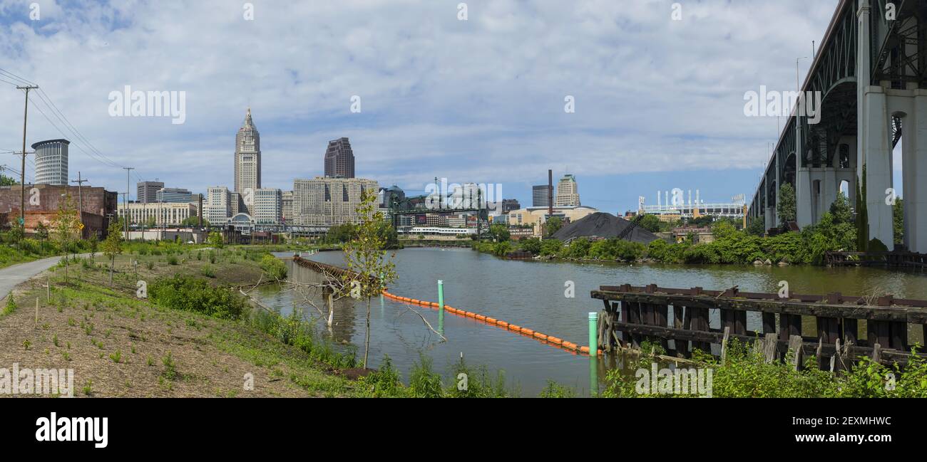 Cleveland autumn hi-res stock photography and images - Alamy