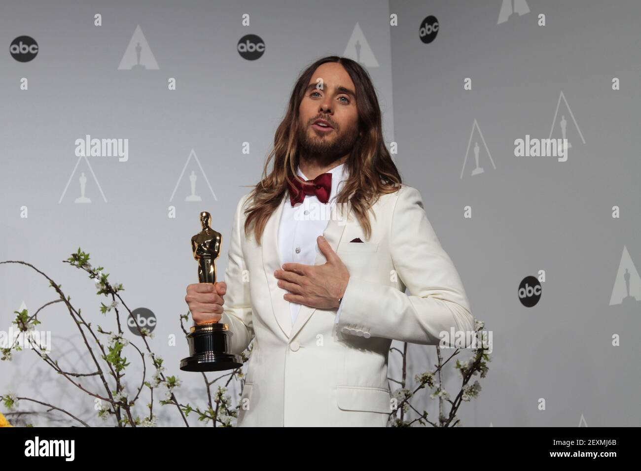 Jared Leto wins best supporting actor Oscar at the 86th Academy Awards ...