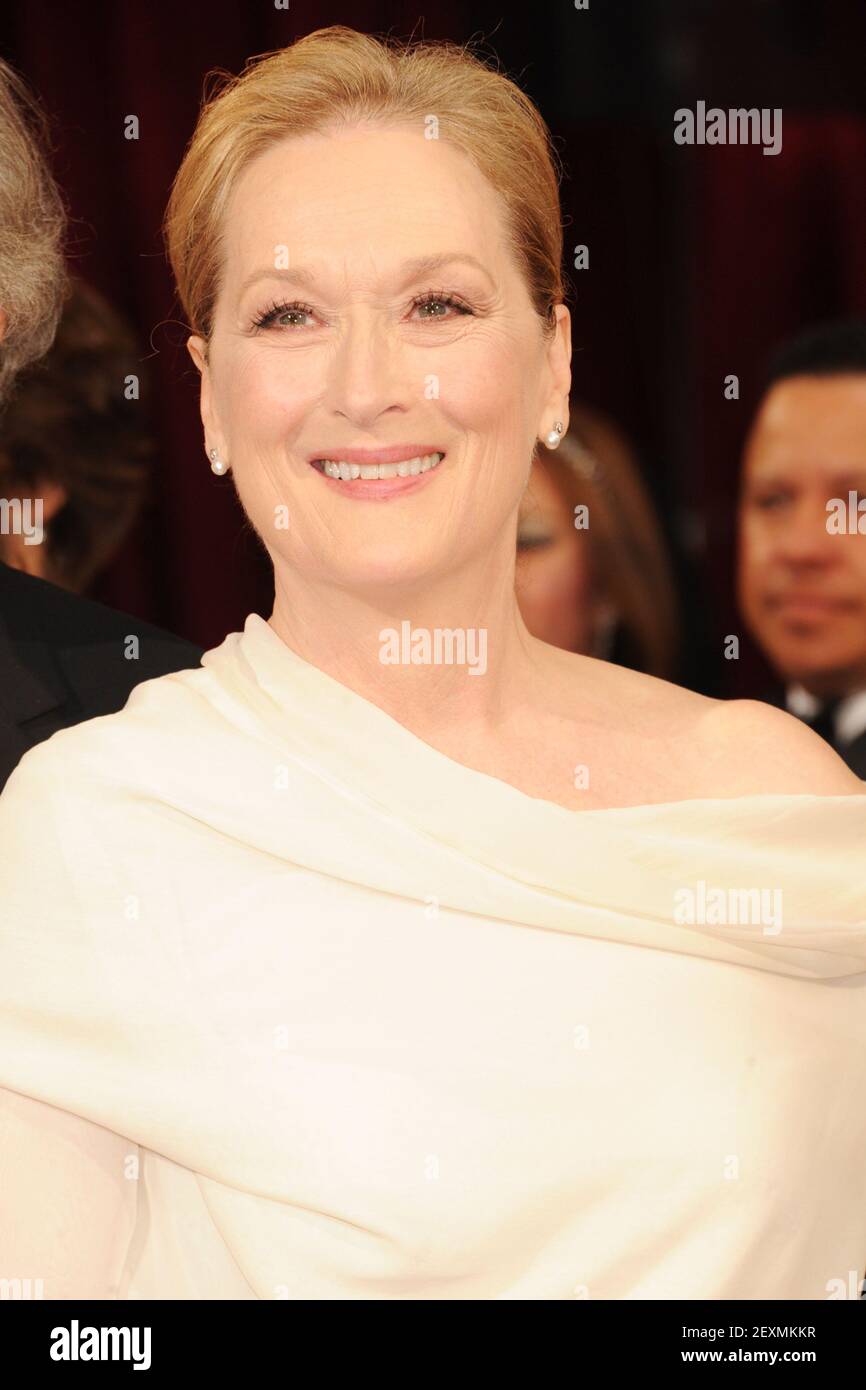 Meryl Streep arrives at the 86th Annual Academy Awards at the Dolby ...
