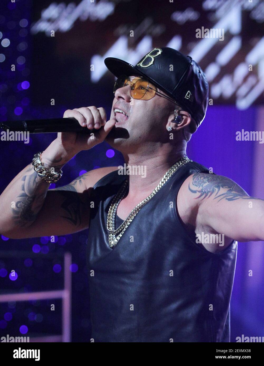 Wisin is seen performing during the premiere show of Univision's ...