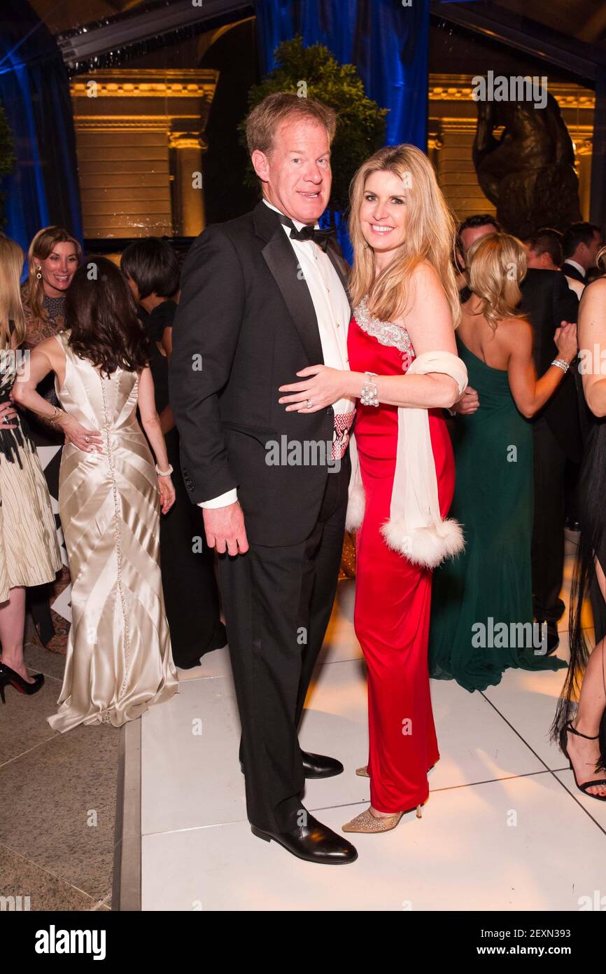 Carson Levit, Suzanne Levit at the FINE ART MUSEUM Hosts San Francisco ...