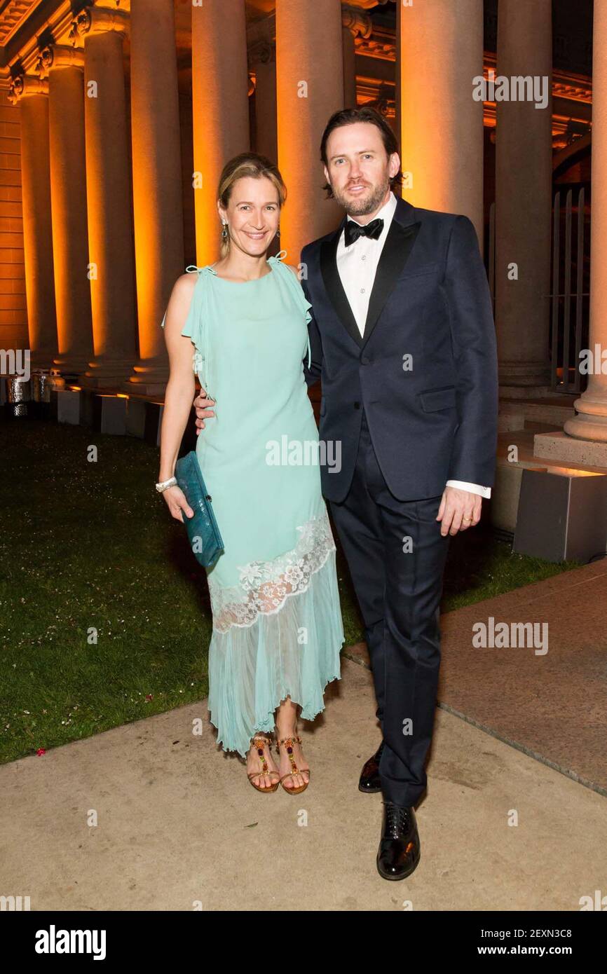 Nina Stanford, Scott Stanford at the FINE ART MUSEUM Hosts San ...