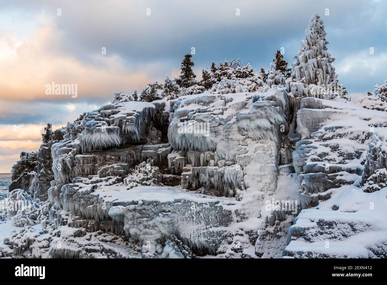 Indian Head Cove & The Grotto Bruce Peninsula National Park Tobermory ...