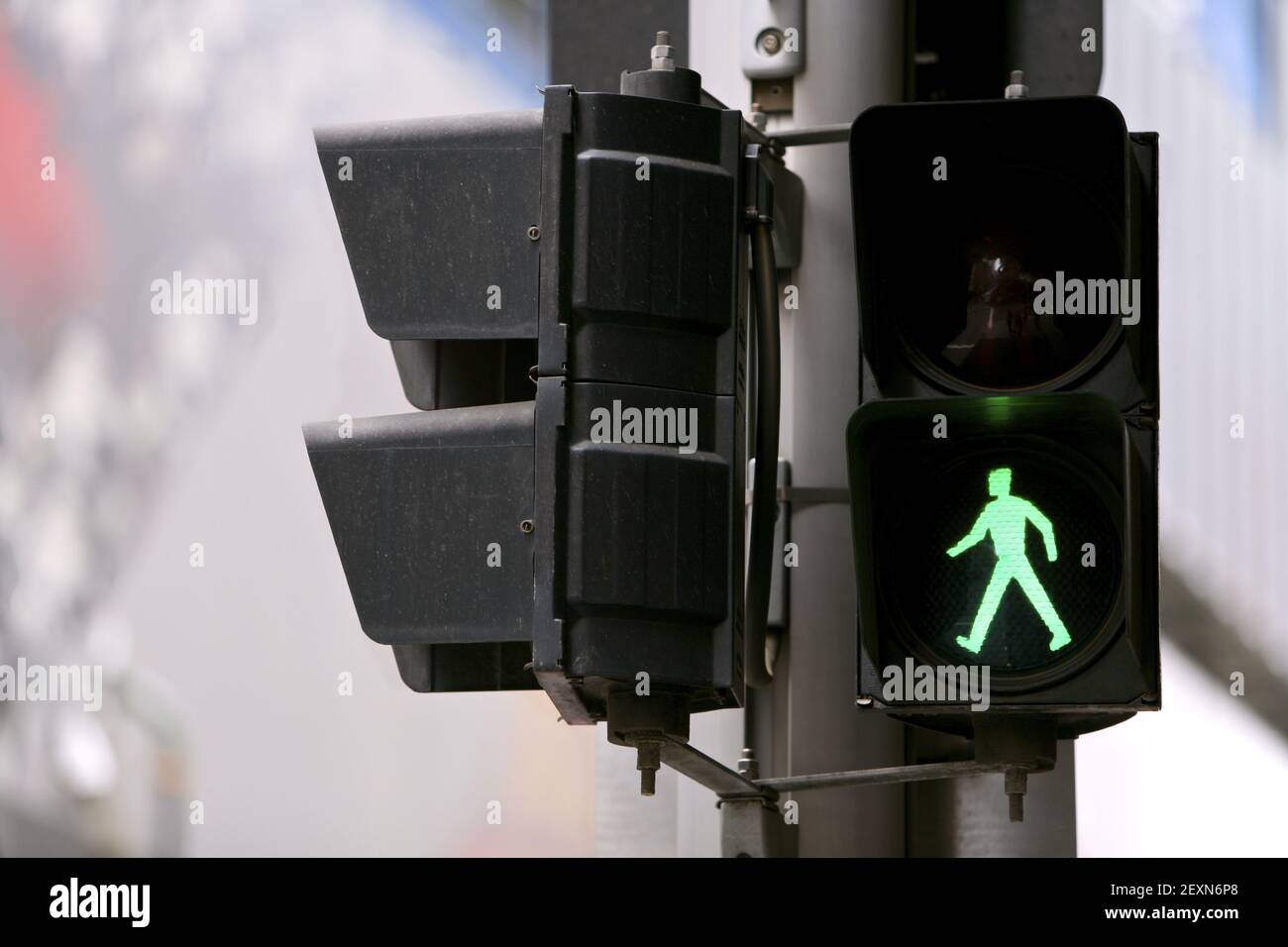 Stop and go traffic sign hi-res stock photography and images - Alamy