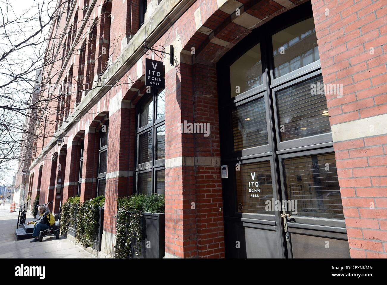 Exterior view of art dealer Vito Schnabel's gallery on Manhattan's ...