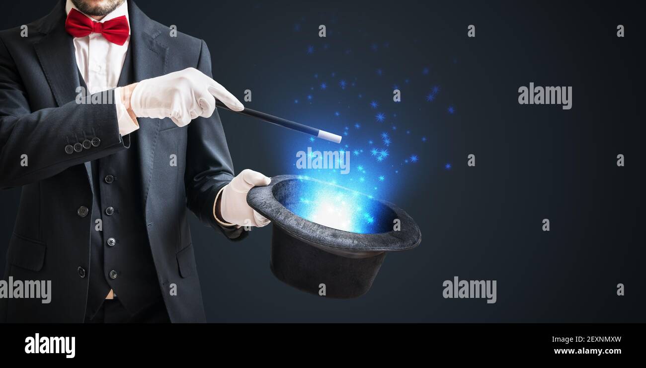 Magician showing trick on hi-res stock photography and images - Alamy