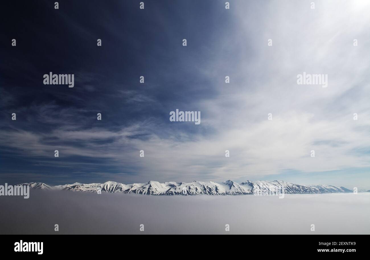 Sky snow hi-res stock photography and images - Alamy