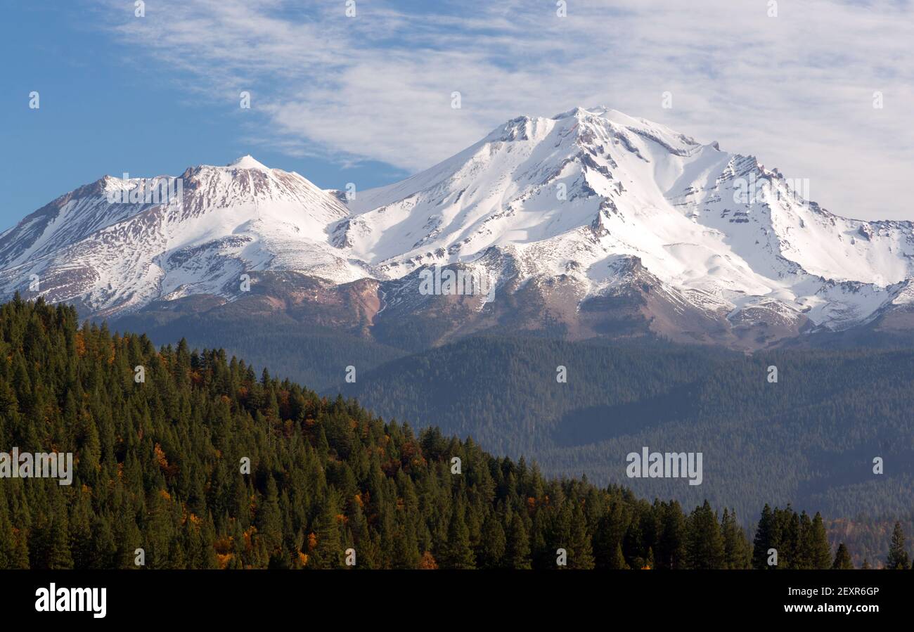 HIgh Ridge Snow Covered Mountain Cascade Range Mt Shasta Stock Photo ...