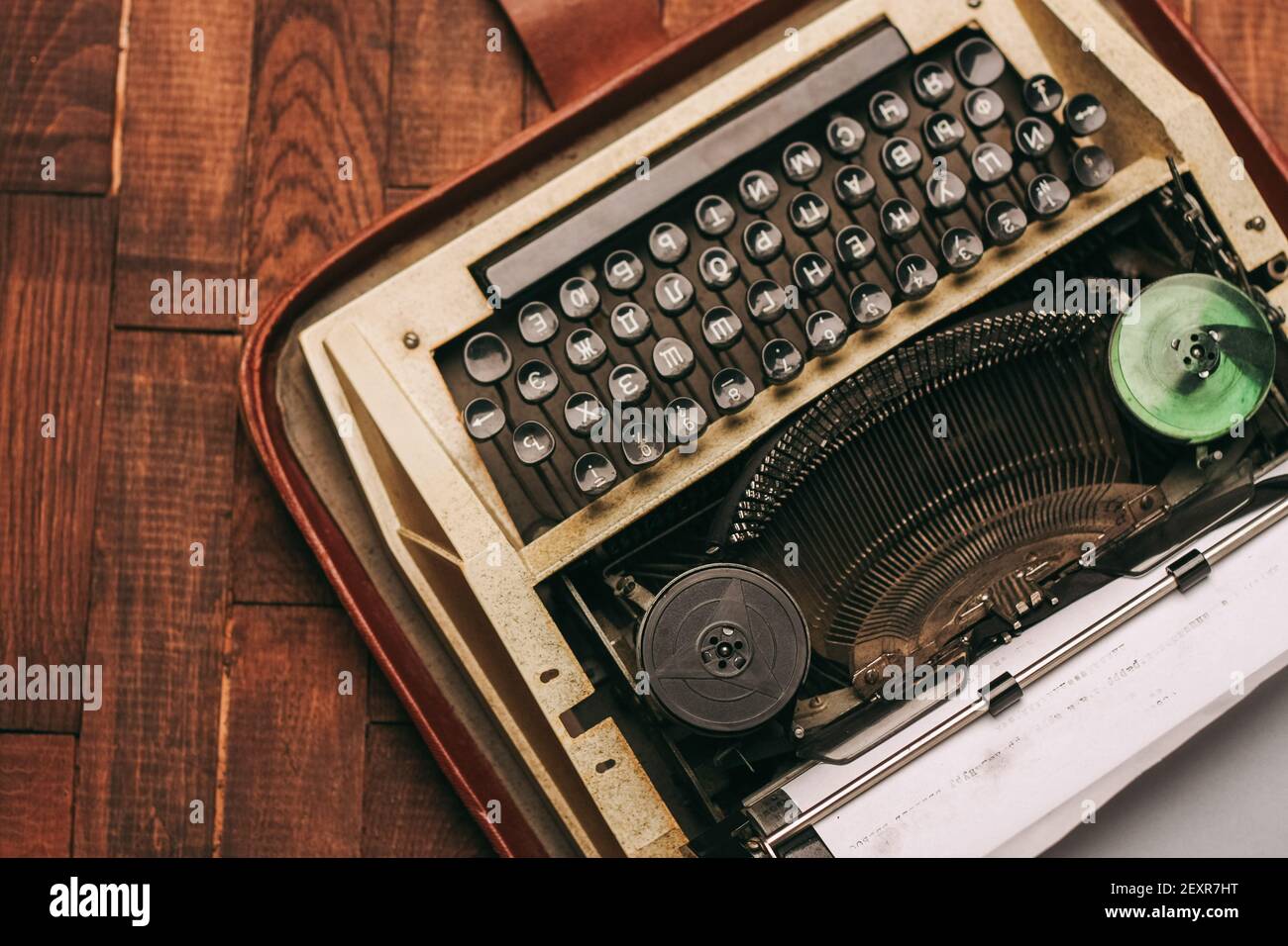 retro typewriter with keys letters wooden background white sheet of ...