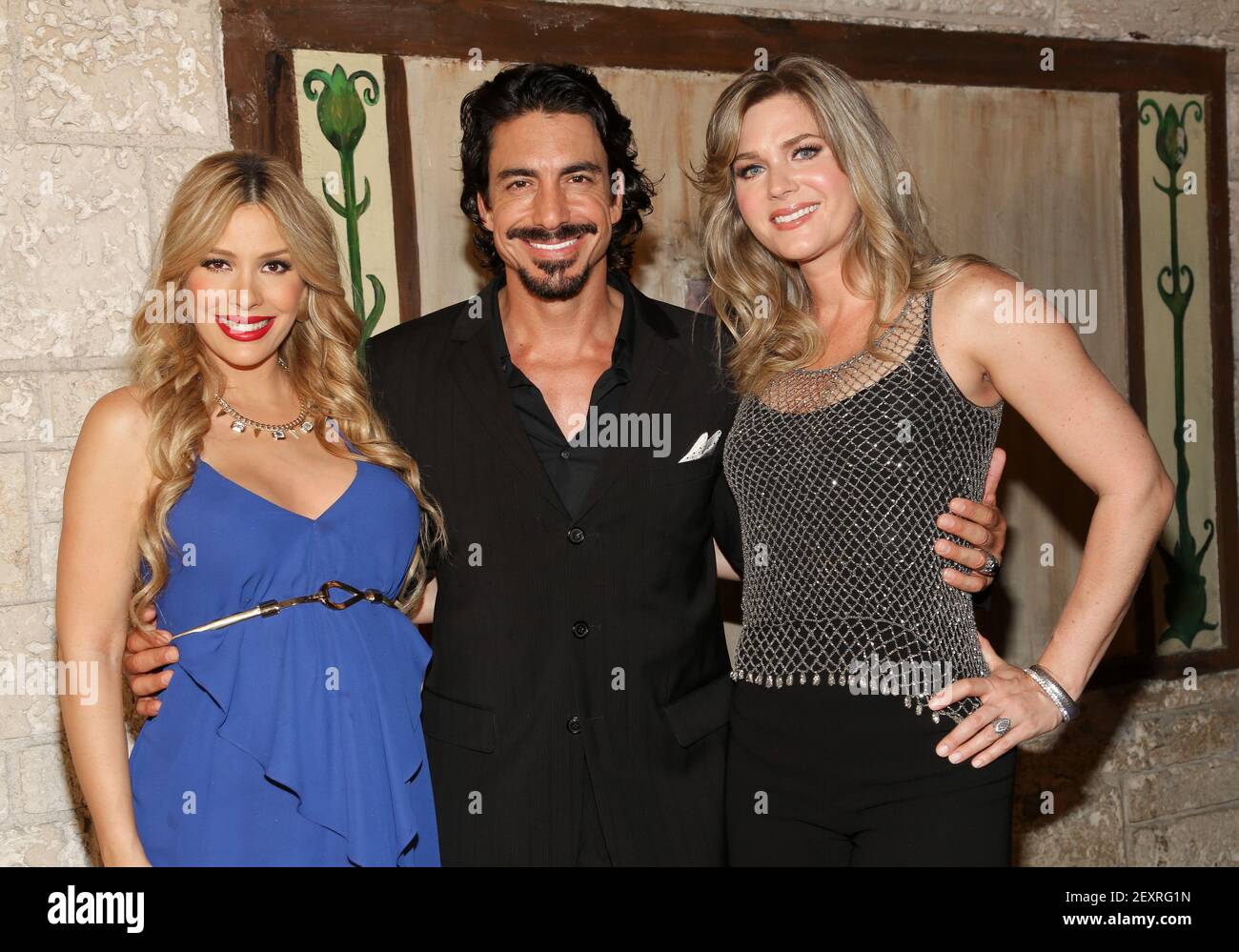 Ricardo Chavez Y Sonya Smith