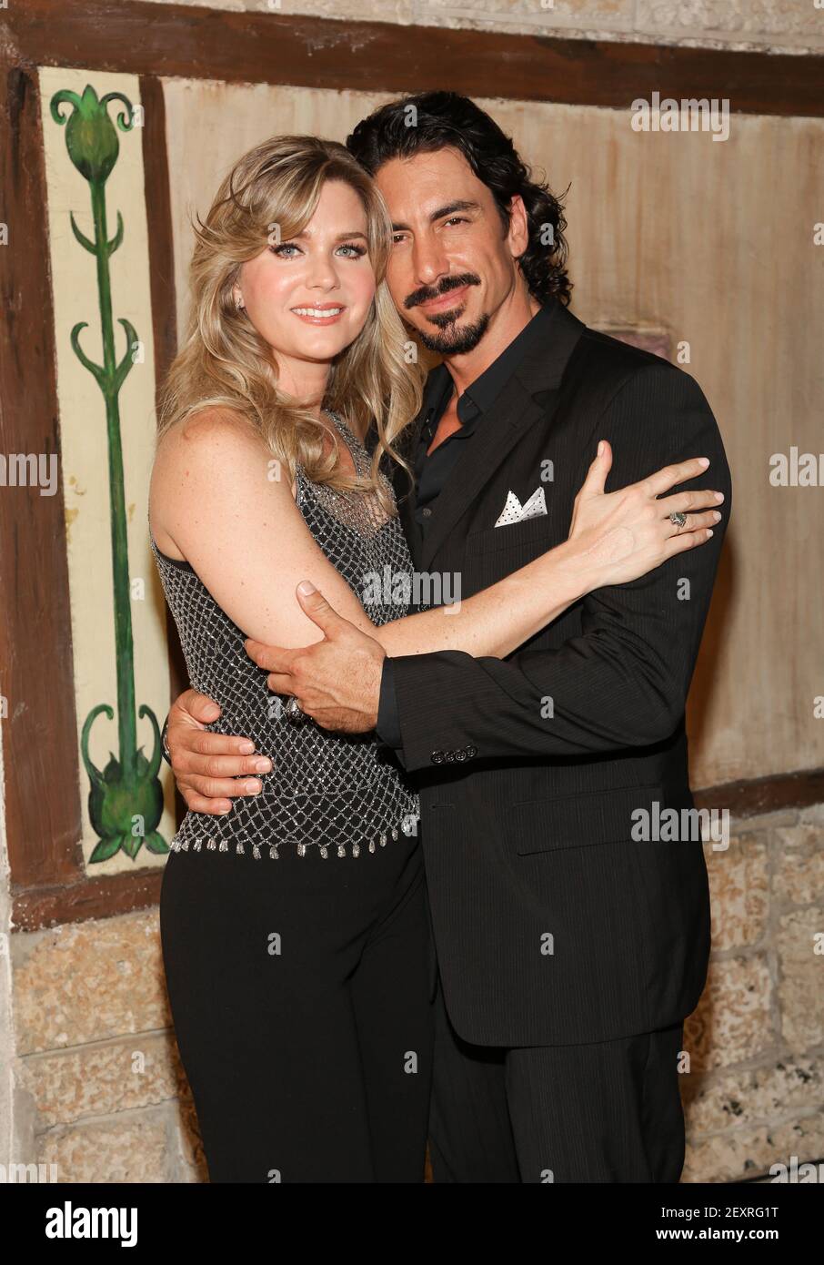 Ricardo Chavez Y Sonya Smith