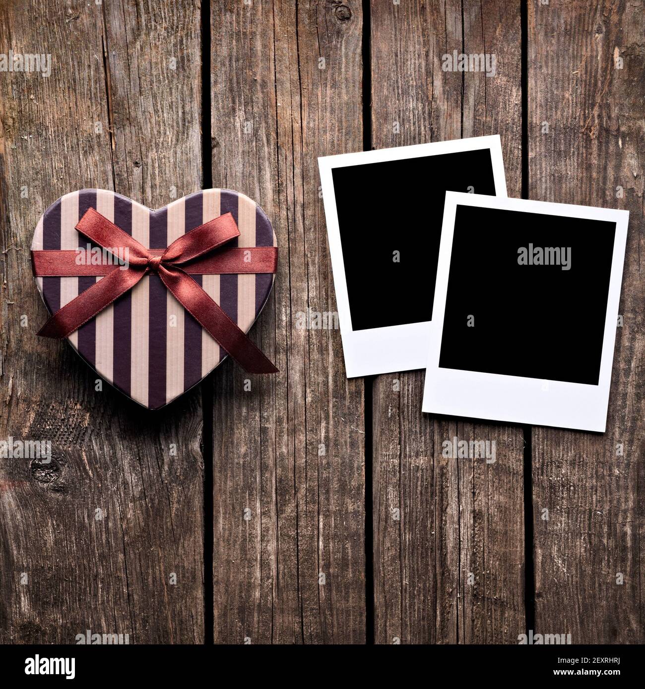 Box shaped frame hi-res stock photography and images - Alamy