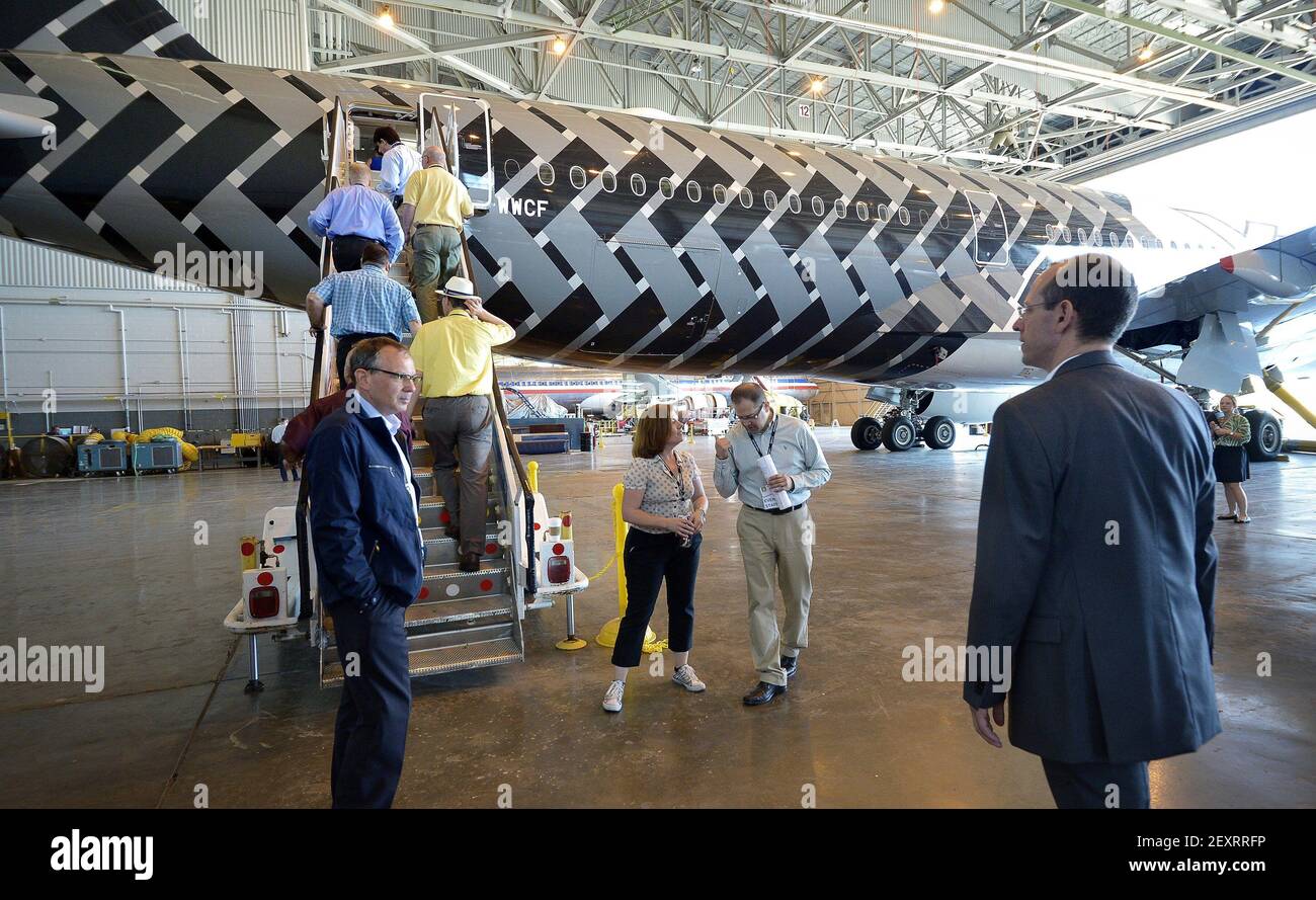 Groups of American Airlines employees got the chance to see an A350 ...