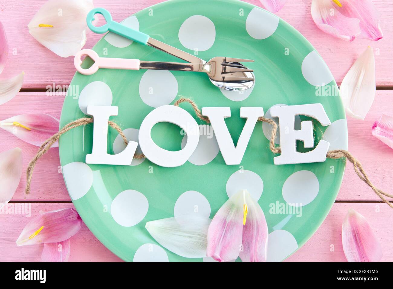 Love plate hi-res stock photography and images - Alamy