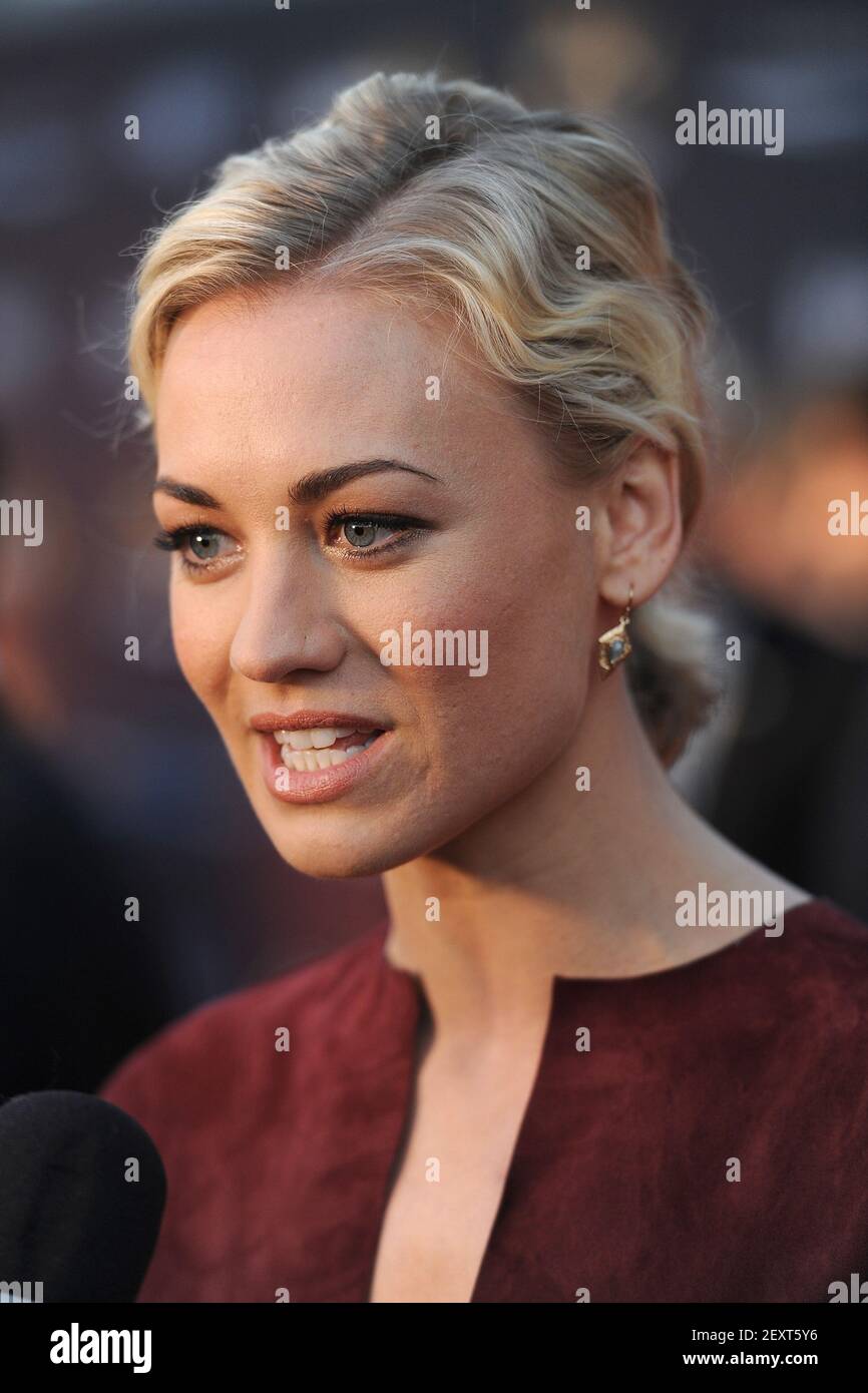 Actress Yvonne Strahovski attends the Actress Yvonne Strahovski attends the