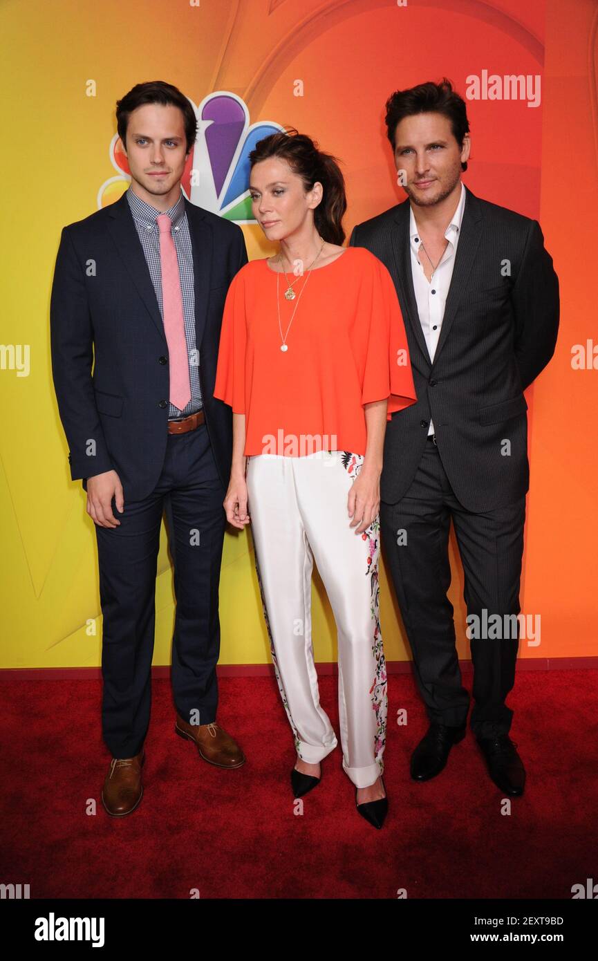 Anna friel attend hi-res stock photography and images - Alamy