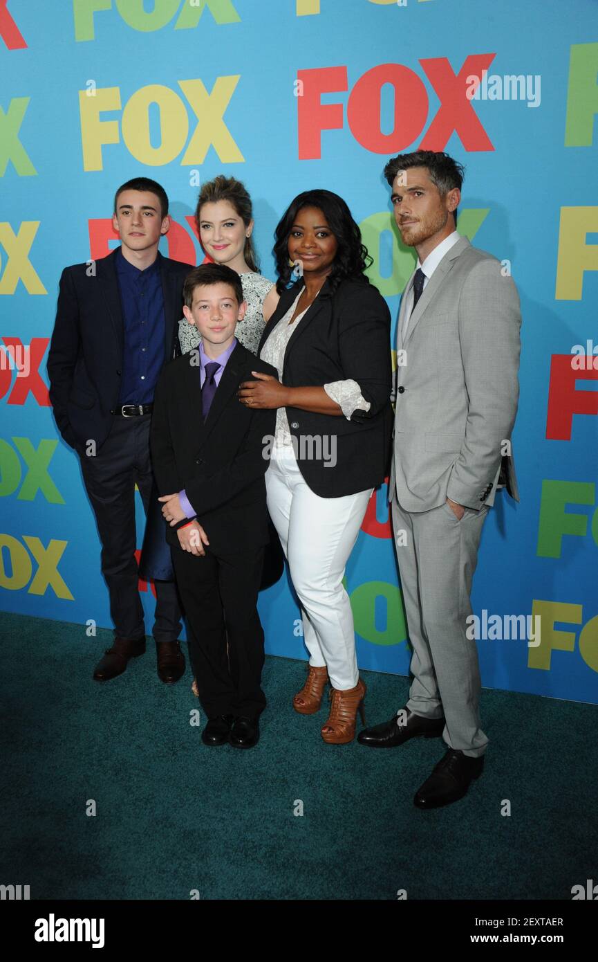 Charlie Rowe And Zoe Levin