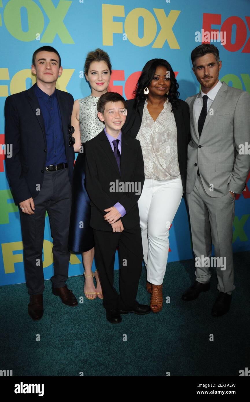 Charlie Rowe And Zoe Levin