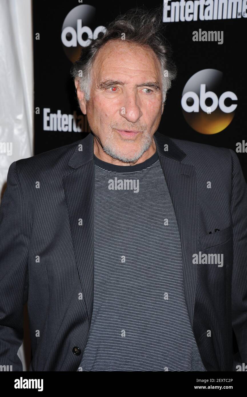 Judd Hirsch attends the Entertainment Weekly and ABC Upfront VIP Party ...