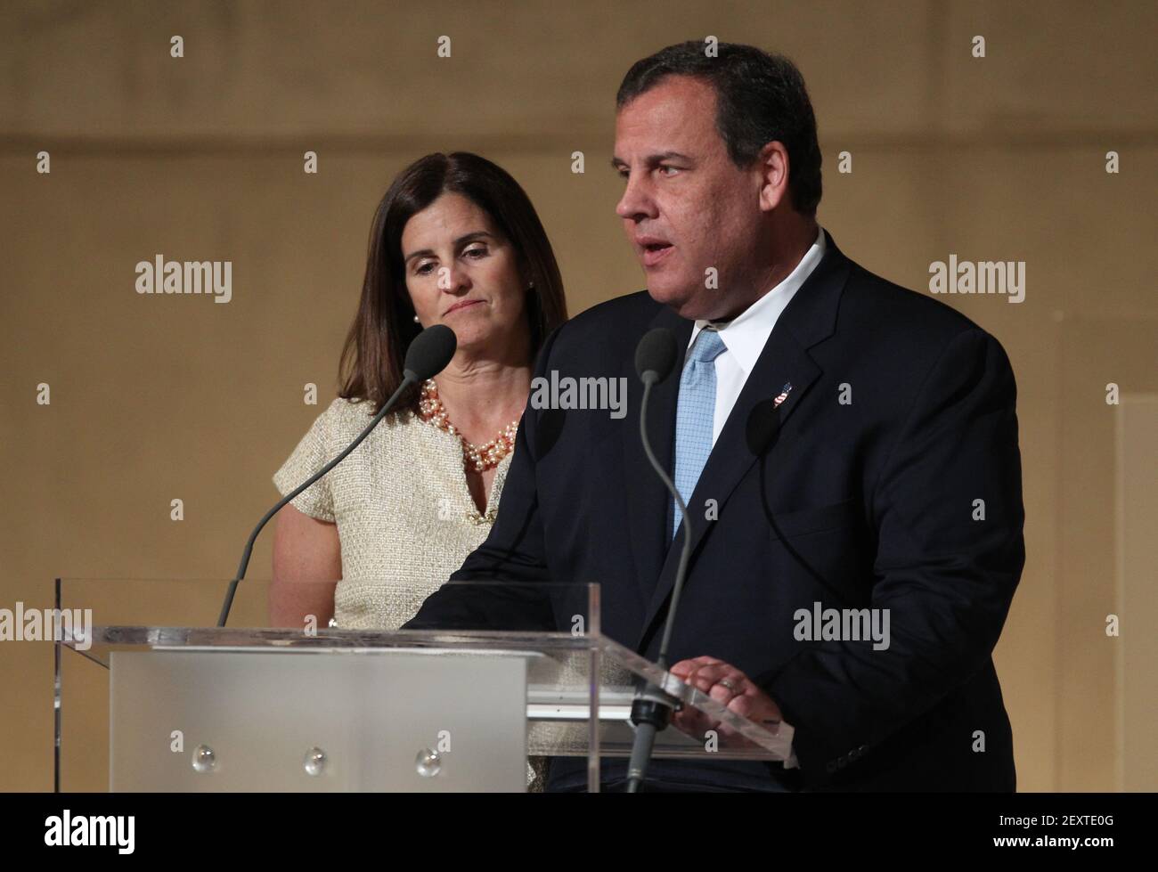 New Jersey Gov. Chris Christie speaks with his wife Mary Pat Christie ...