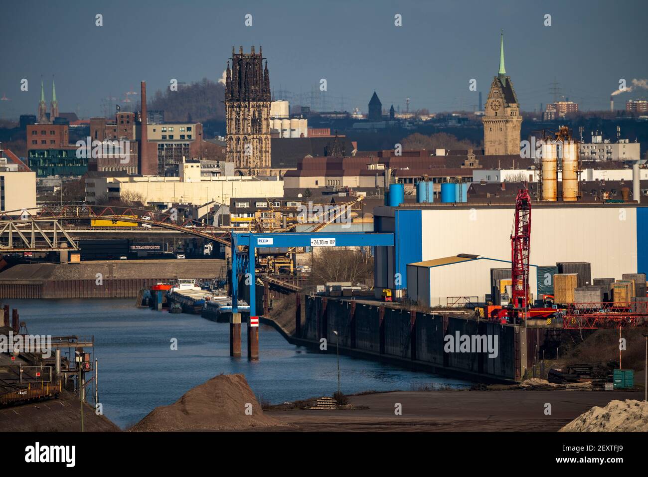 Port basin hi-res stock photography and images - Alamy