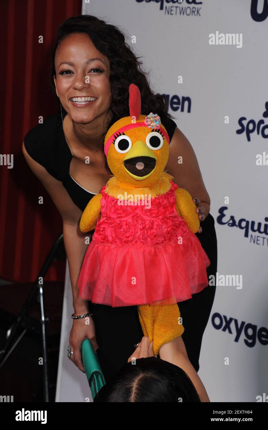 Chica the chicken hi-res stock photography and images - Alamy