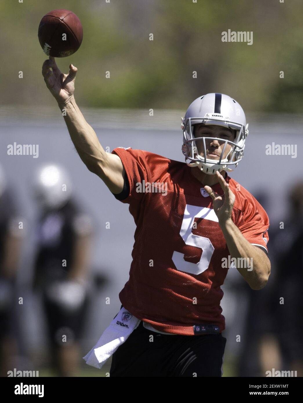 Oakland Raiders quarterback Trent Edwards works out at the team's ...