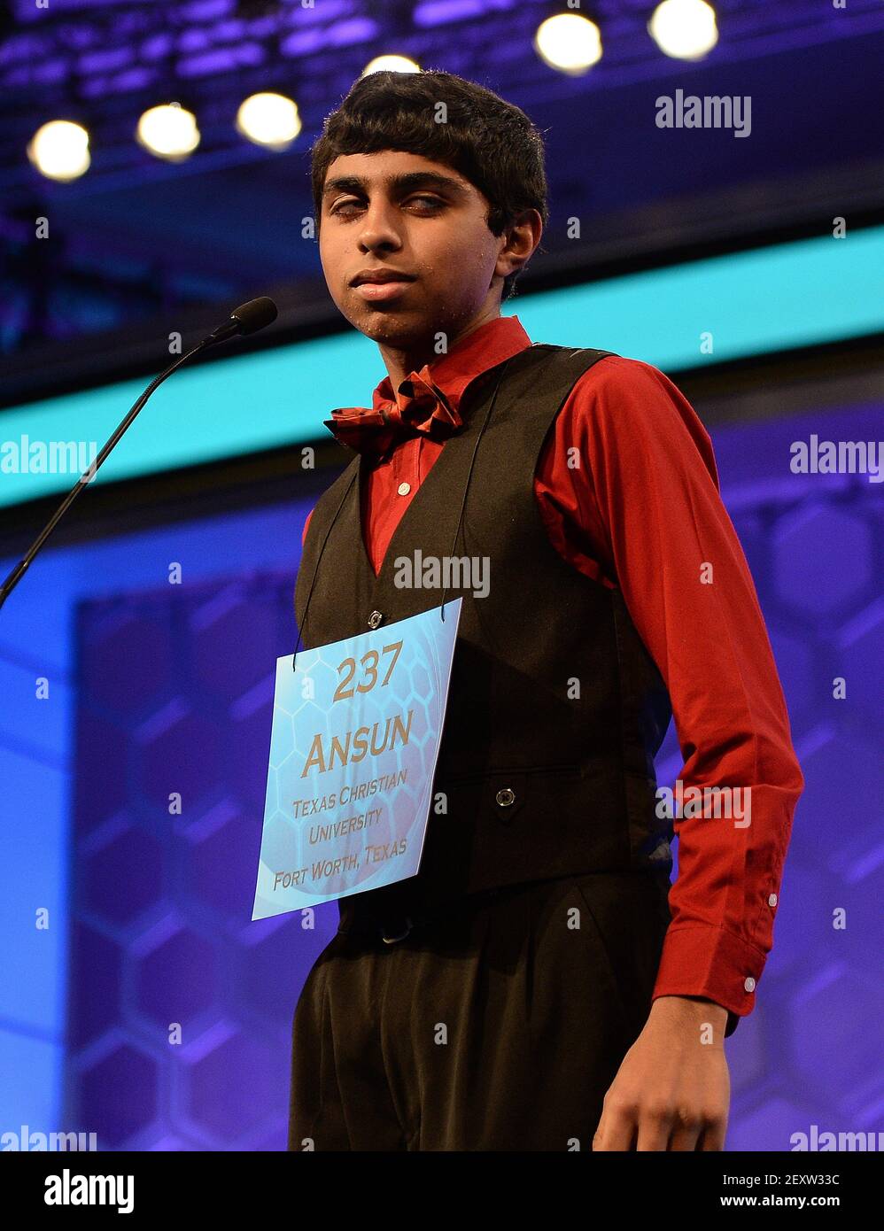 Speller Ansun Sujoe, of Fort Worth, Texas, competes in the finals of ...