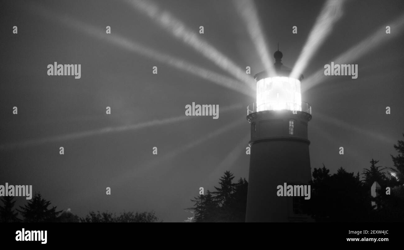 Lighthouse storm night Black and White Stock Photos & Images - Alamy
