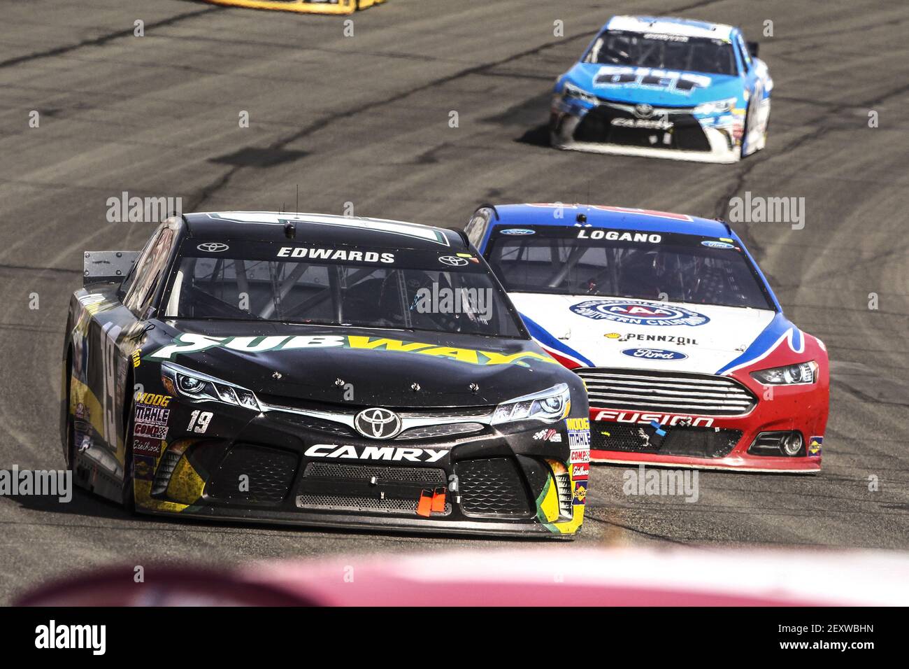 Nascar auto club speedway 400 hi-res stock photography and images - Alamy