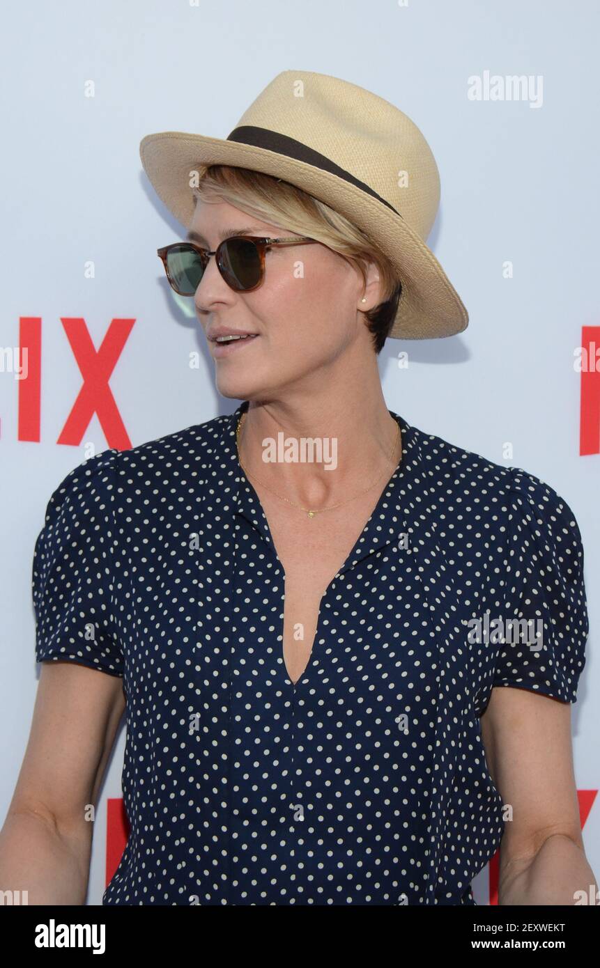 Tonya wright hi-res stock photography and images - Alamy