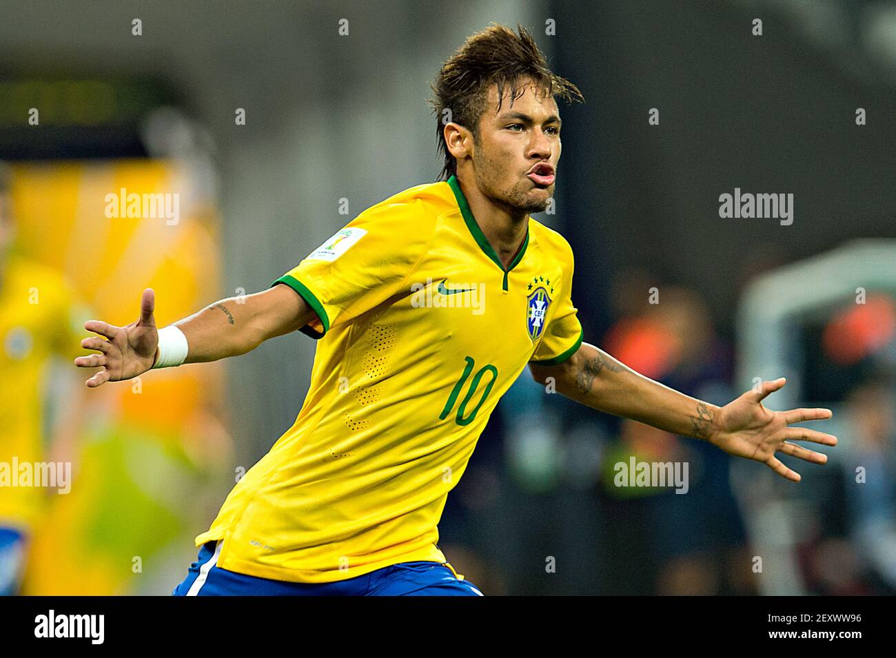 Neymar celebrating brazil hi-res stock photography and images - Alamy