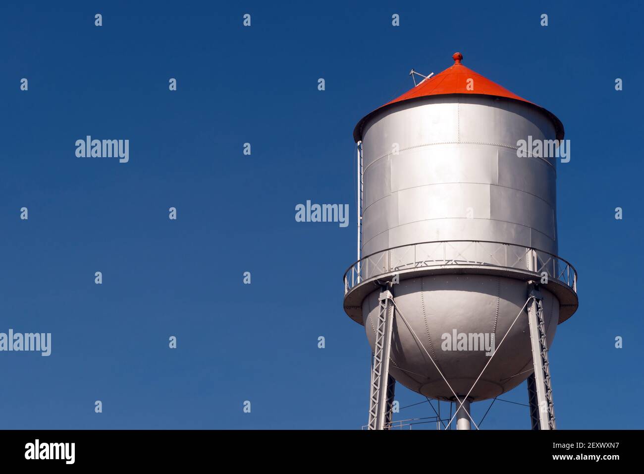 Small Town Water Tower Utilitiy Infrastructure Storage Reservoir Stock ...