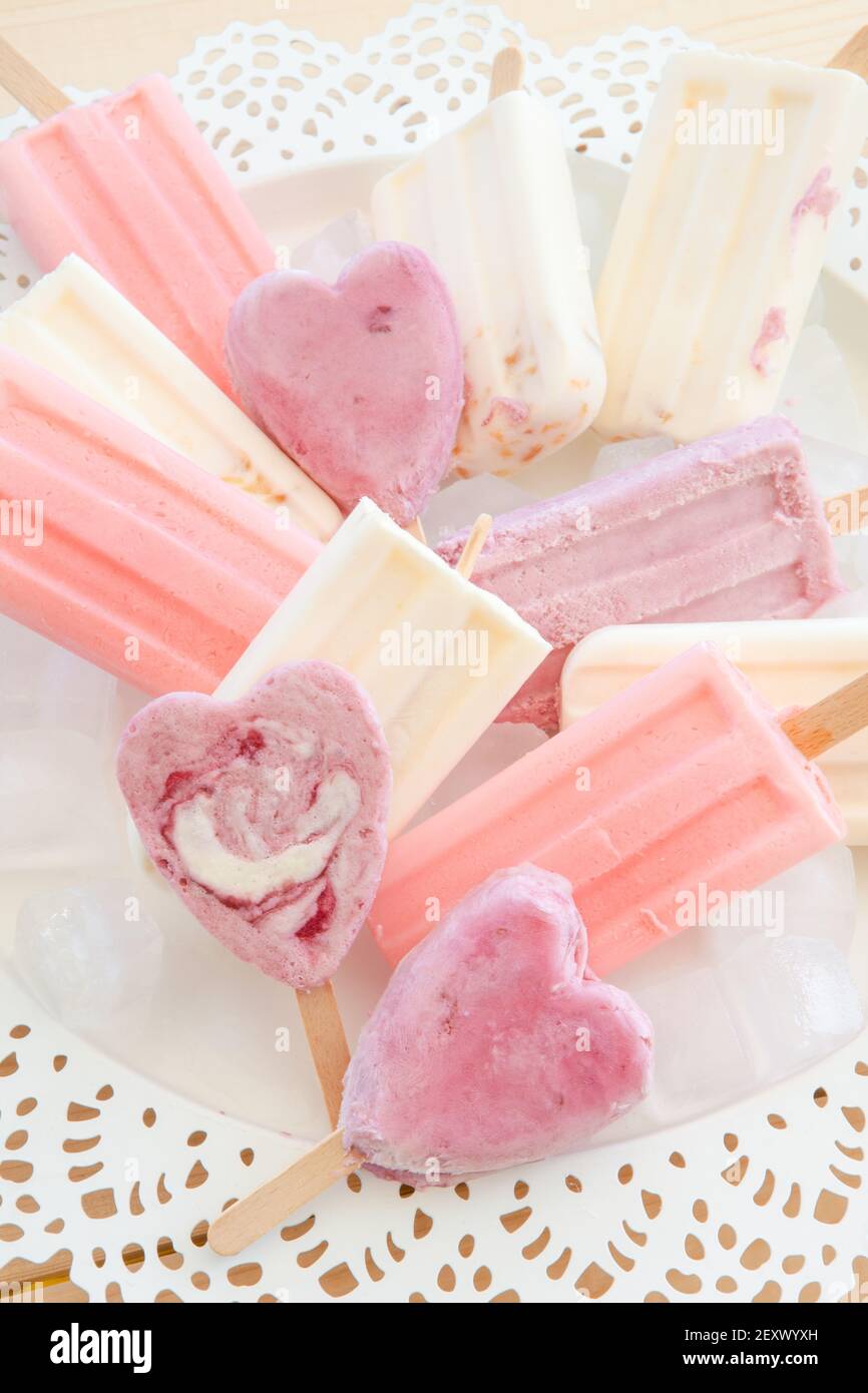 Assorted colorful popsicles Stock Photo - Alamy