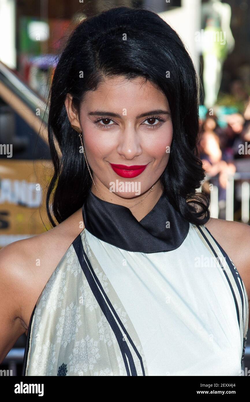 Jessica Clark attends the premiere of HBO's 'True Blood' final season ...